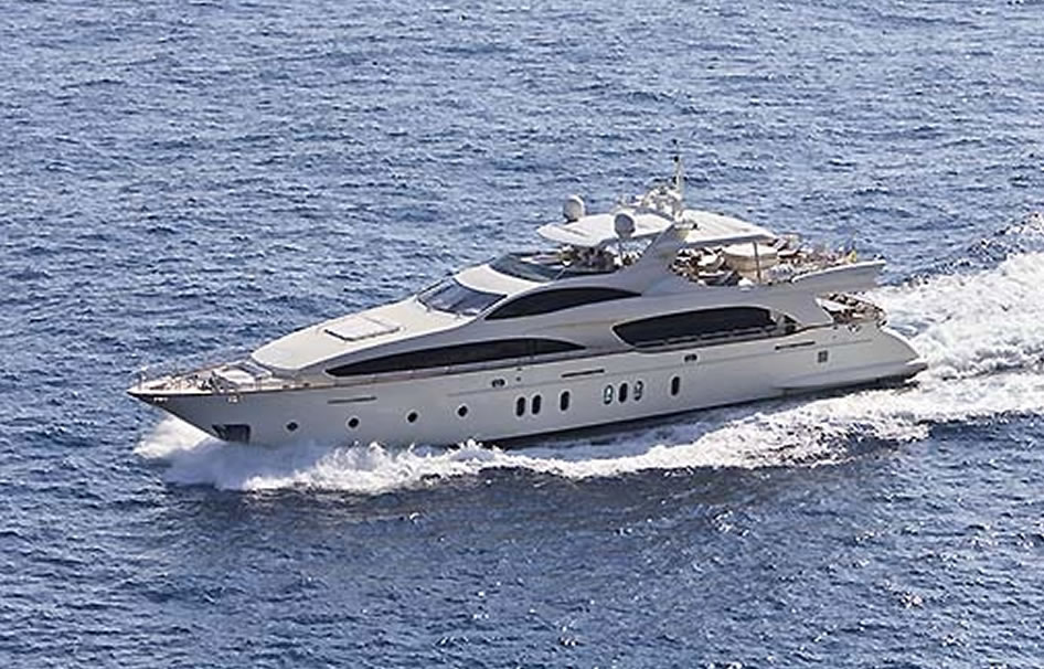 Azimut 35.46 | Yacht Charter | Volo Luxury